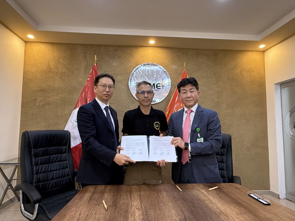 KGM, 글로벌 판매 네트워크 강화…페루 관용차 공급 확대 및 기술 협력 위한 MOU 체결 : zum 뉴스