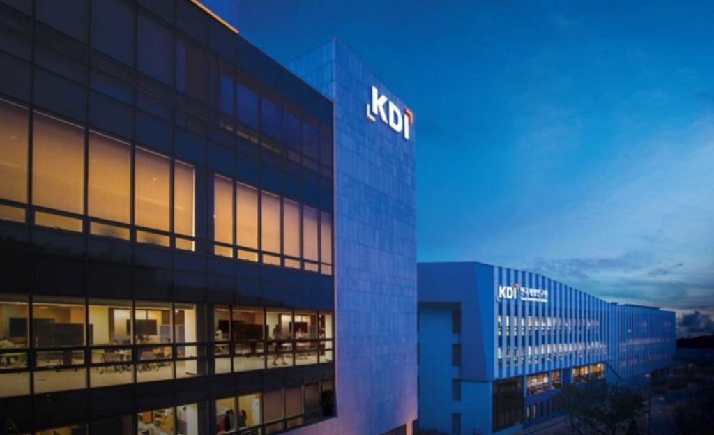 KDI-한은, 초고령사회 '노인 빈곤·일자리' 대응방향 모색 : ZUM 뉴스