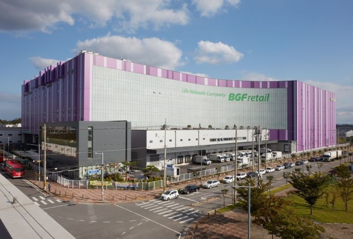 BGF로지스, '2025 한국로지스틱스' 유통물류 부문 대상 수상 : zum 뉴스