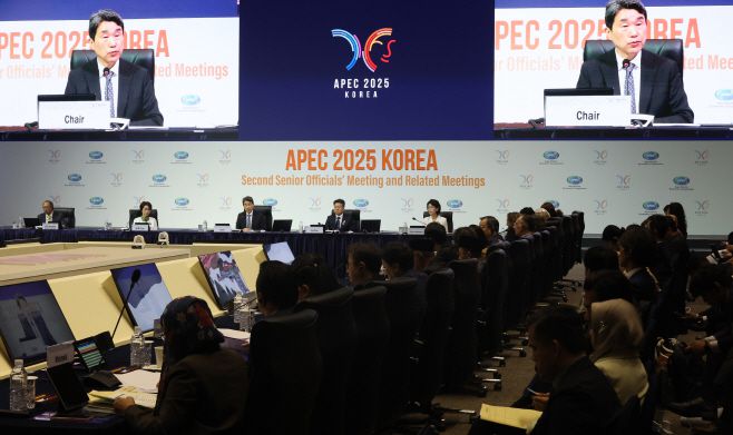 이주호 권한대행 "교육으로 성장한 한국, APEC에 비전과 경험 나눌 것" : zum 뉴스