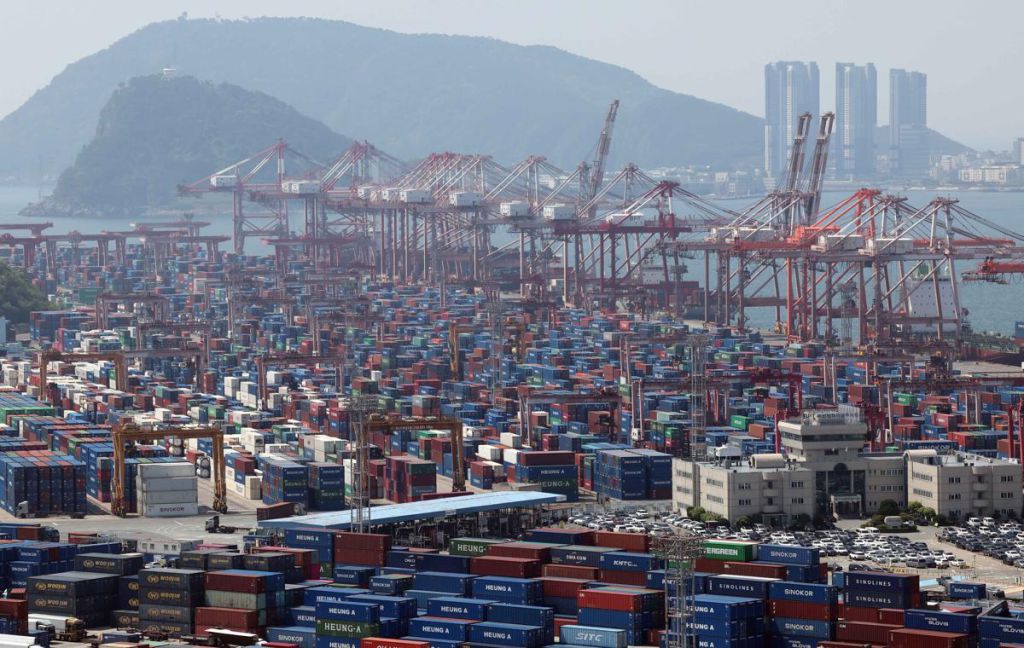 KDI, 올해 성장률 전망 1.6→0.8% 하향…석달만에 반토막 : zum 뉴스