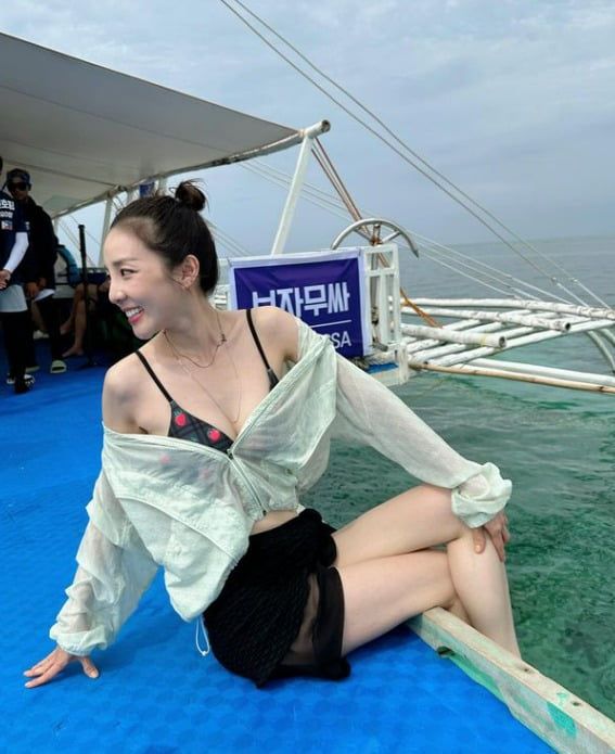 '39kg' 산다라박, 반전 글래머 몸매…비키니 자태 '깜짝' : zum 뉴스