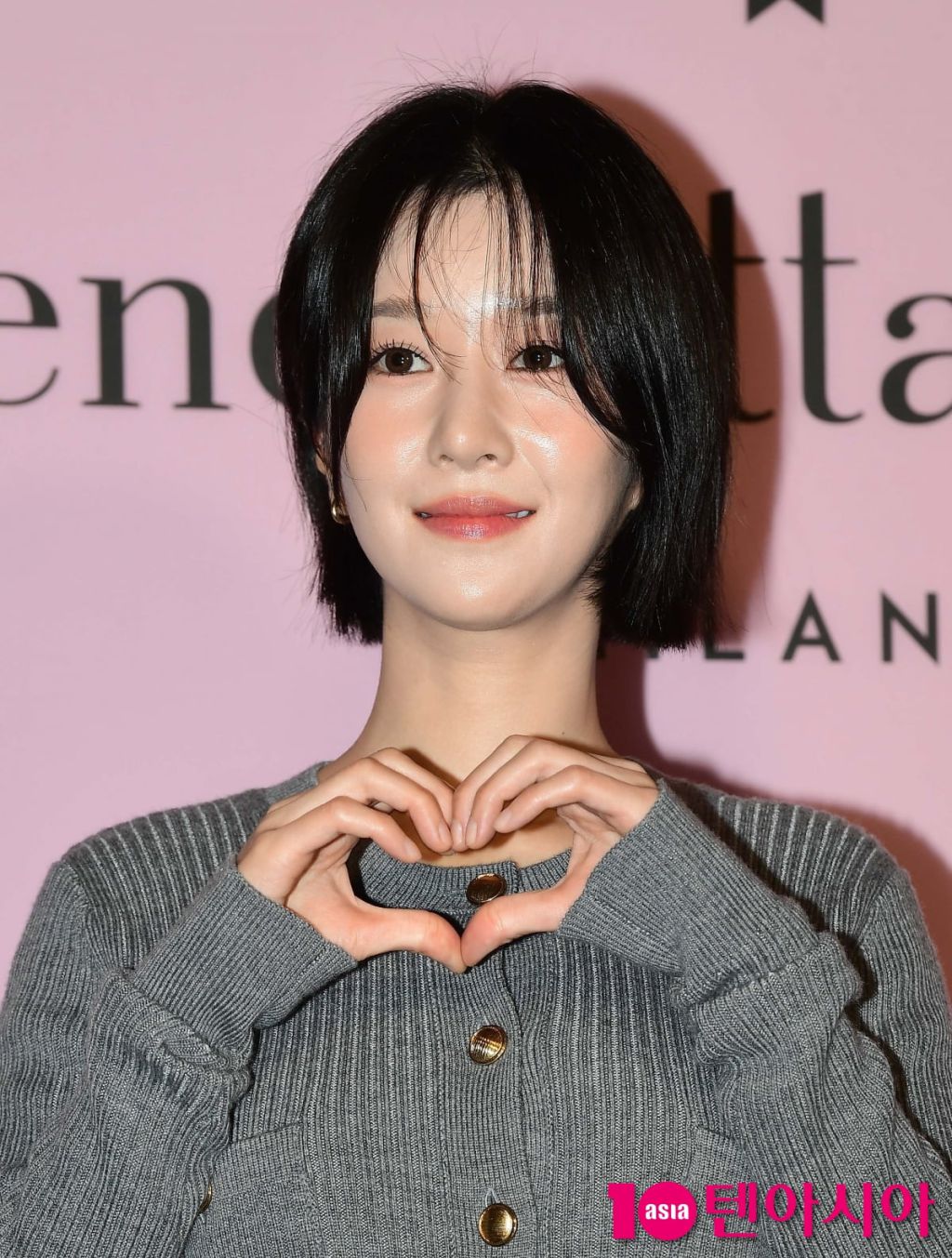 서예지, 당당하게 SNL 나오더니…"아무렇게나 굴지 말아줘요" 의미심장 : ZUM 뉴스