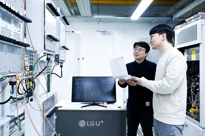LGU+, 에릭슨과 6G 준비…차세대 기지국 기술 검증 : zum 뉴스