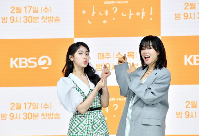 '안녕?나야!' 이현석PD "배우 이레, 최강희와 너무 닮아서 아역 캐스팅" : zum 뉴스