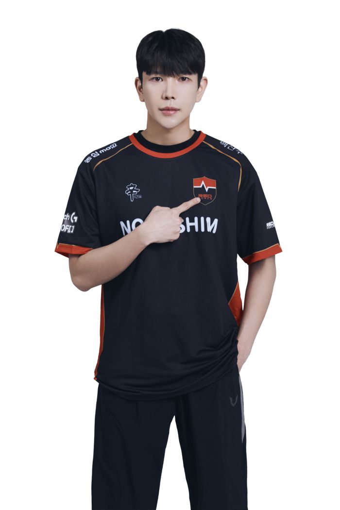 이태경, ‘간결한 플레이’ 빛났다→김유민에 역전승…FSL E조 승자전 行 : ZUM 뉴스