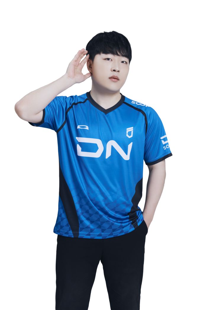 DNF 김승환, 접전 끝에 이원주 제압…FSL 16강 합류 [SS잠실in] : ZUM 뉴스