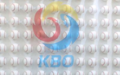 [내야외야]KBO, 정규시즌 개막 4월 20일 이후로 연기…7일부터 타구단과 연습경기 검토