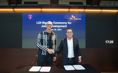 SKT·KT, 해외 기업과 통신·지역 특화 LLM 개발 착수 : ZUM 뉴스