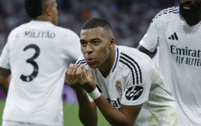 적응 끝났나…‘레알 음바페’ UCL 첫 경기 득점포로 공식전 3경기 연속골 : ZUM 뉴스