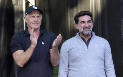 선수 대신 수장이…PGA-LIV 투어 수장 샷 대결 : ZUM 뉴스