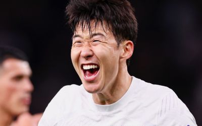 '토트넘 역대 최고 윙어' SON, PL 세 손가락 안에 드는 골잡이였다... '100골 클럽'→현역 3위 : ZUM 뉴스