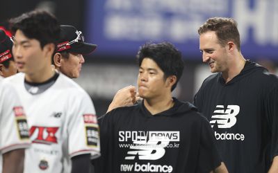 KBO 천하통일→꼴찌 추락 수모… 저력의 kt 마라톤, 이 팀은 가을이 진짜다 : ZUM 뉴스