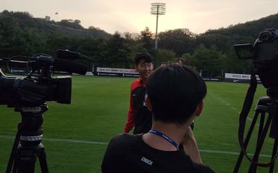 [SPO 현장]캡틴 'SON' 등장에 분위기 급반전 "월드클래스!" : ZUM 뉴스