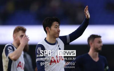700억 충격 방출→토트넘 생각 바뀔까? 손흥민, EPL 역대 11번째 대기록 작성…70골-70도움 클럽 가입 : ZUM 뉴스