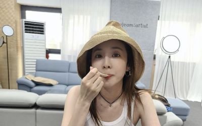 산다라박, 37kg 소식좌가 웬일…간식 먹는 근황 : ZUM 뉴스