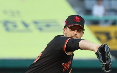 '벤자민 퍼펙트급 피칭' KT, SSG 단 1안타로 막고 3-0 완승 [문학:스코어] : ZUM 뉴스