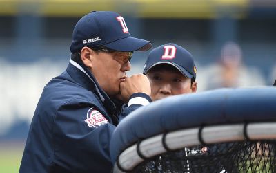 NC 박건우 선발인데 두산은 김재환 제외, 이승엽 감독 "우리가 해왔던 대로 한다" [WC1] : ZUM 뉴스