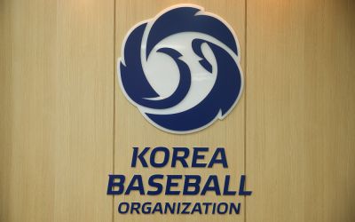 [오피셜] KBO 1일 1군+퓨처스 일정 전면 취소…창원은 2~3일도 연기 "창원 NC파크 사고 희생자를 애도합니다" : ZUM 뉴스