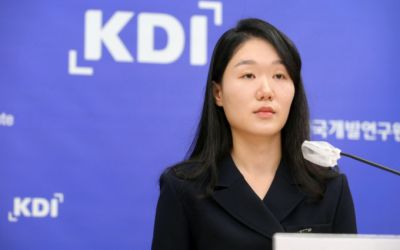 "내년 취업자 증가폭, 올해의 10분의 1토막" - KDI : ZUM 뉴스