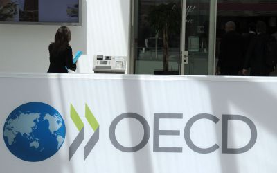 OECD “韓 규제 정책, 3개 분야 중 2개 ‘1위’”… 역대 가장 높은 성적 : ZUM 뉴스
