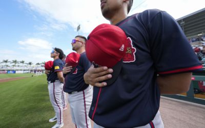 MLB 애틀랜타, 주전 포수 머피 부상에 ‘비상’ : ZUM 뉴스