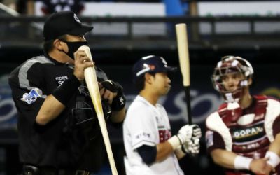 KBO, 2023시즌 공인 배트 신청·접수 시작 : ZUM 뉴스