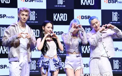 [포토]여름엔 카드(KARD)! : ZUM 뉴스