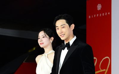 [포토]'29th BIFF' 진영x다현, 안구정화 커플 케미 : ZUM 뉴스