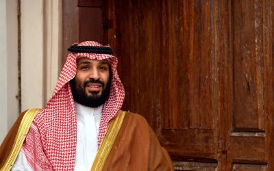 사우디, UAE와 AI 허브 경쟁 위해 140조 투자..."세계 15위 AI 국가 도약할 것" : ZUM 뉴스