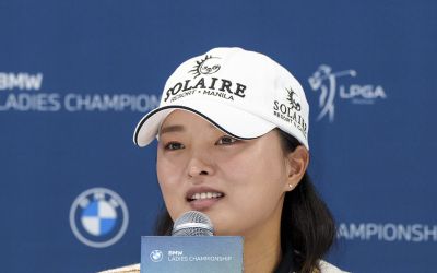 [LPGA] 고진영, BMW 챔피언십 2연패 도전 "비슷한 트로피 세 개...동기부여" : ZUM 뉴스