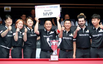 김민아-김보미 대역전승 합작...NH농협카드, PBA 팀리그 1R 우승 'PS 직행' : ZUM 뉴스