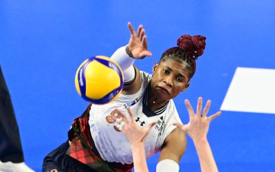 '모마 35점 맹폭' 현대건설, IBK기업은행에 나흘 만에 설욕...단독 선두 질주 : ZUM 뉴스