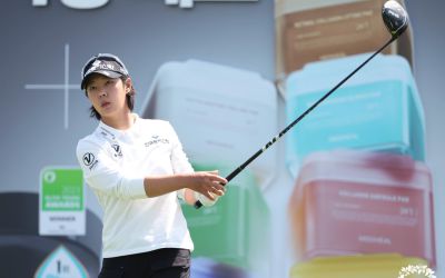 [KLPGA] '54H 노보기' 박지영, 2년 만의 정상 탈환 '성큼' : ZUM 뉴스