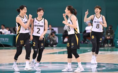 [WKBL] '허예은·강이슬 36점' KB스타즈, 개막전 승전고 : ZUM 뉴스