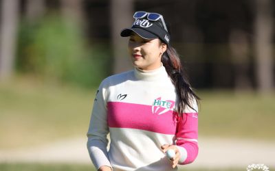 [KLPGA] '3관왕' 윤이나, 발목 부상 불구 '위믹스 챔피언십' 출전 강행 : ZUM 뉴스