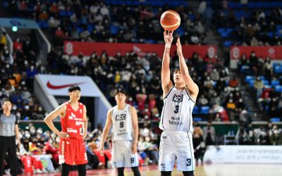 허웅, 킬러 본능 살아났다! 종료 20초 전 결정적 3점포로 KCC 3연승 : ZUM 뉴스