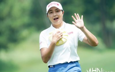 [mhn포토] 서연정, 얼음 주머니 최고에요 : ZUM 뉴스