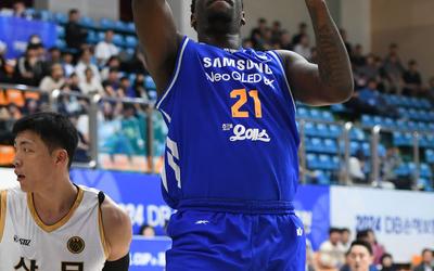 '외인 코피 코번 대활약' 삼성, KBL 컵대회 첫 승 : ZUM 뉴스