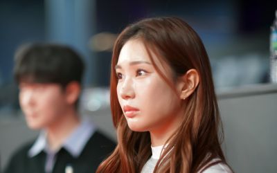 [mhn포토] 유현주, 긴장 되는 PBA 시구전 : ZUM 뉴스