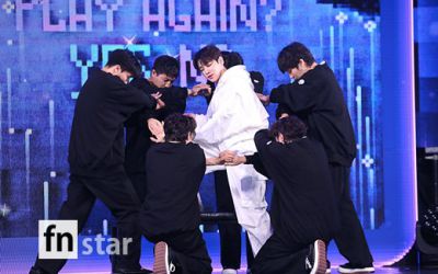 [포토] DKZ 재찬, '헬로우~' : ZUM 뉴스