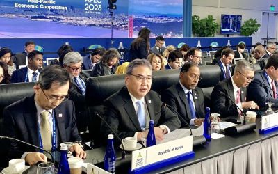 “APEC 열렸던 부산, 부산엑스포도”..박진 외교장관, APEC 호소 : ZUM 뉴스