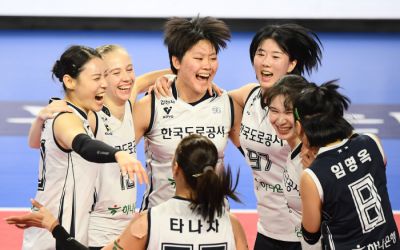 [포토] 도로공사, IBK기업은행 3대0 완파 : ZUM 뉴스