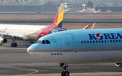 KAL plane headed to Sydney forced to land on engine issue a week after ...