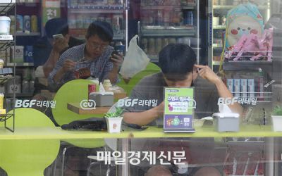 Cup noodle sales surge in Korea as more consumers become penny pinchers