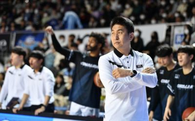 지고 있어도 질 것 같지 않은 KGC, 김상식 감독 “1R와 비슷한 분위기” [MK전주] : ZUM 뉴스