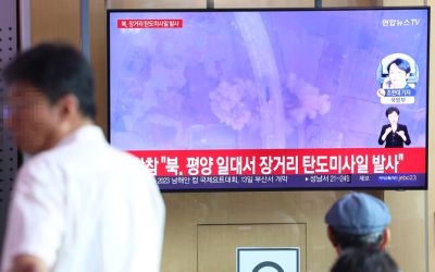 北, 새벽에 탄도미사일 2발 발사...한미 NCG 반발 : ZUM 뉴스