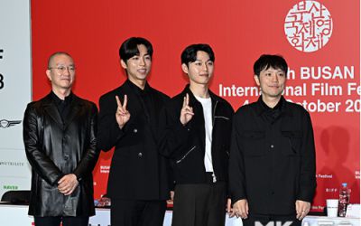 고아성의 행복을 찾아…‘한국이 싫어서’ (종합)[MK★BIFF현장] : ZUM 뉴스