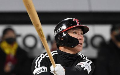 ‘결정적 실책→역전 3점포’ 지옥과 천당 오간 LG 캡틴 “마음의 짐 있었어…MVP보단 우승이 우선” [MK KS] : ZUM 뉴스