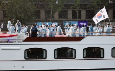 한국을 북한으로 부른 대형사고… IOC 위원장 “윤석열 대통령에 전화로 직접 사과하고 싶다” : ZUM 뉴스